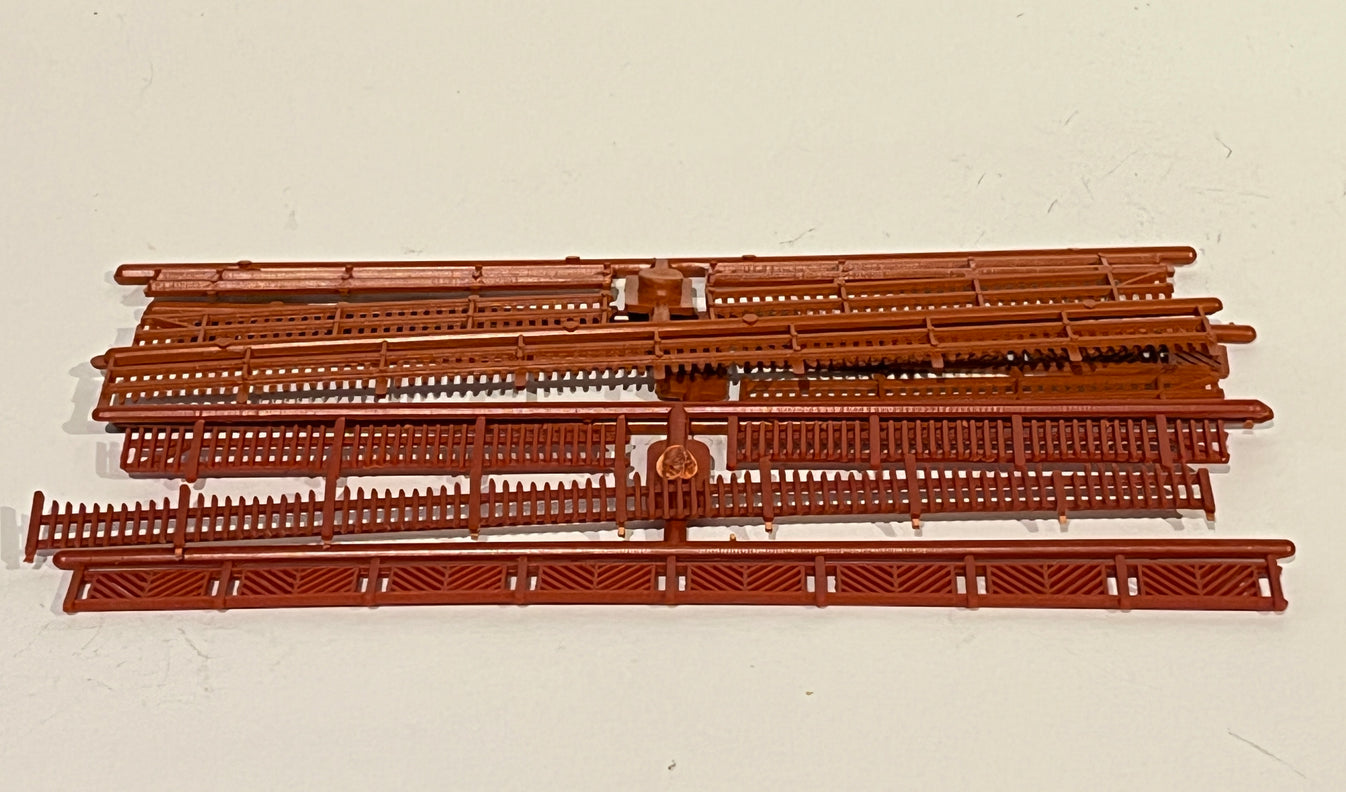 #1099 Red Fences – Model Train Shop